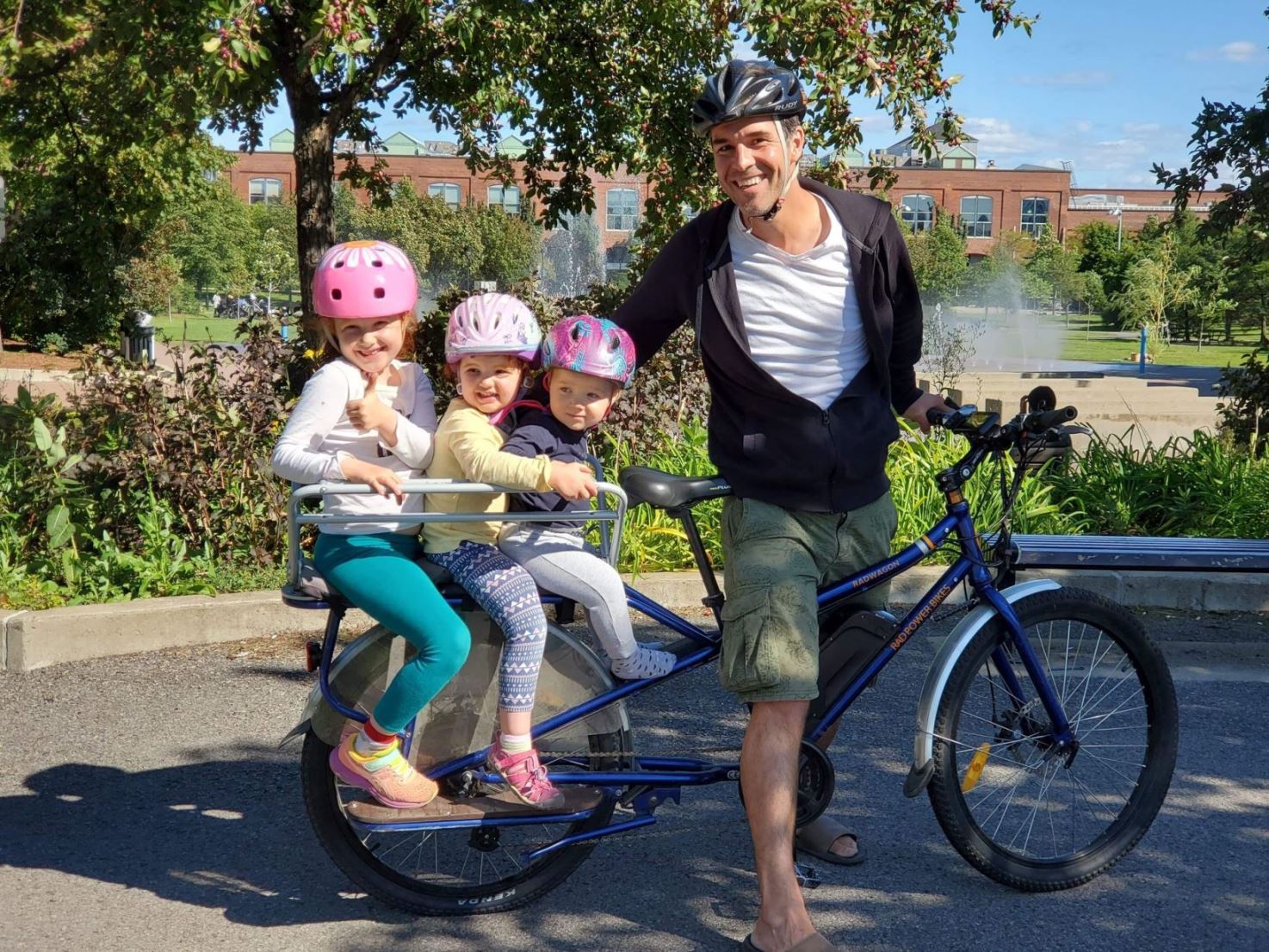 UN CAFÉ AVEC… MATHIEU ROY - EST MÉDIA Montréal : EST MÉDIA Montréal