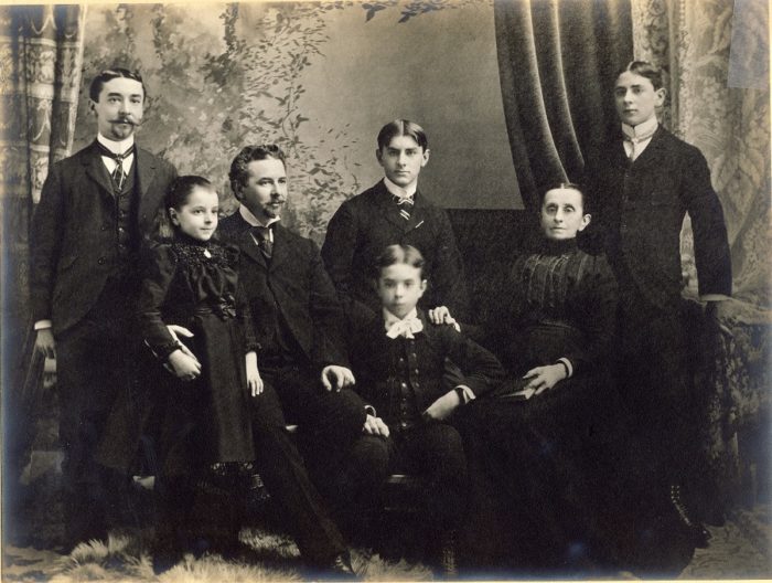 LA RICHE HISTOIRE DU CHÂTEAU DUFRESNE - EST MÉDIA Montréal : EST MÉDIA ...